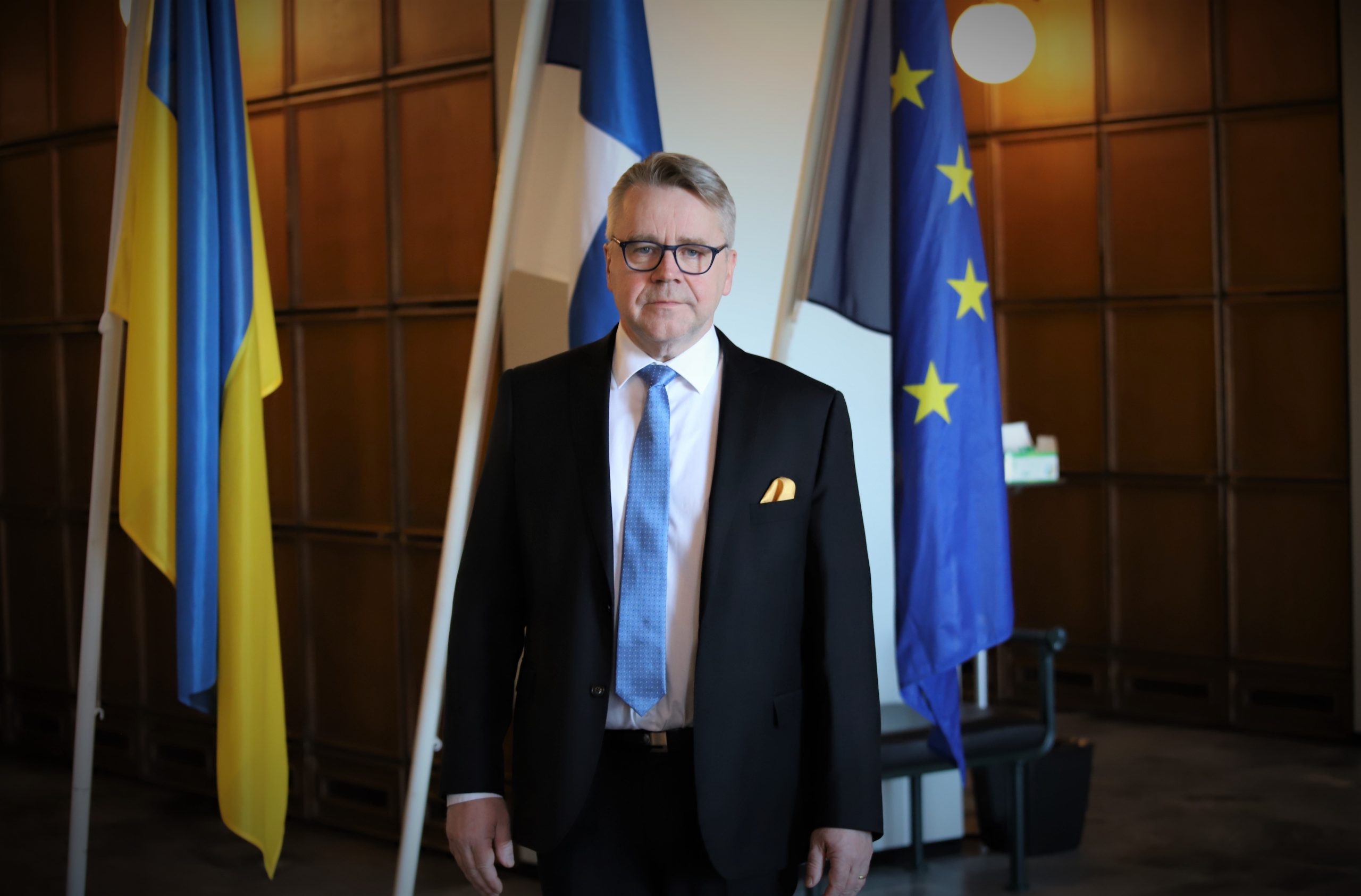 Peter Östman ryhmäpuheessa: ”Ukrainan tuen on jatkuttava ...