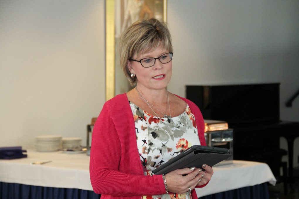 ”Avioliitto pitää säilyttää miehen ja naisen välisenä” - Sari Tanus ...