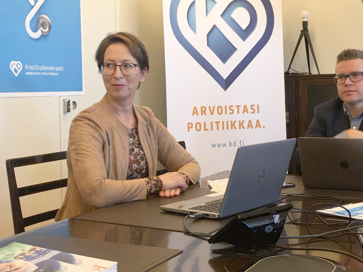 Sari Essayah kolumnissaan: Arvot, asenne ja asiantuntemusta ...