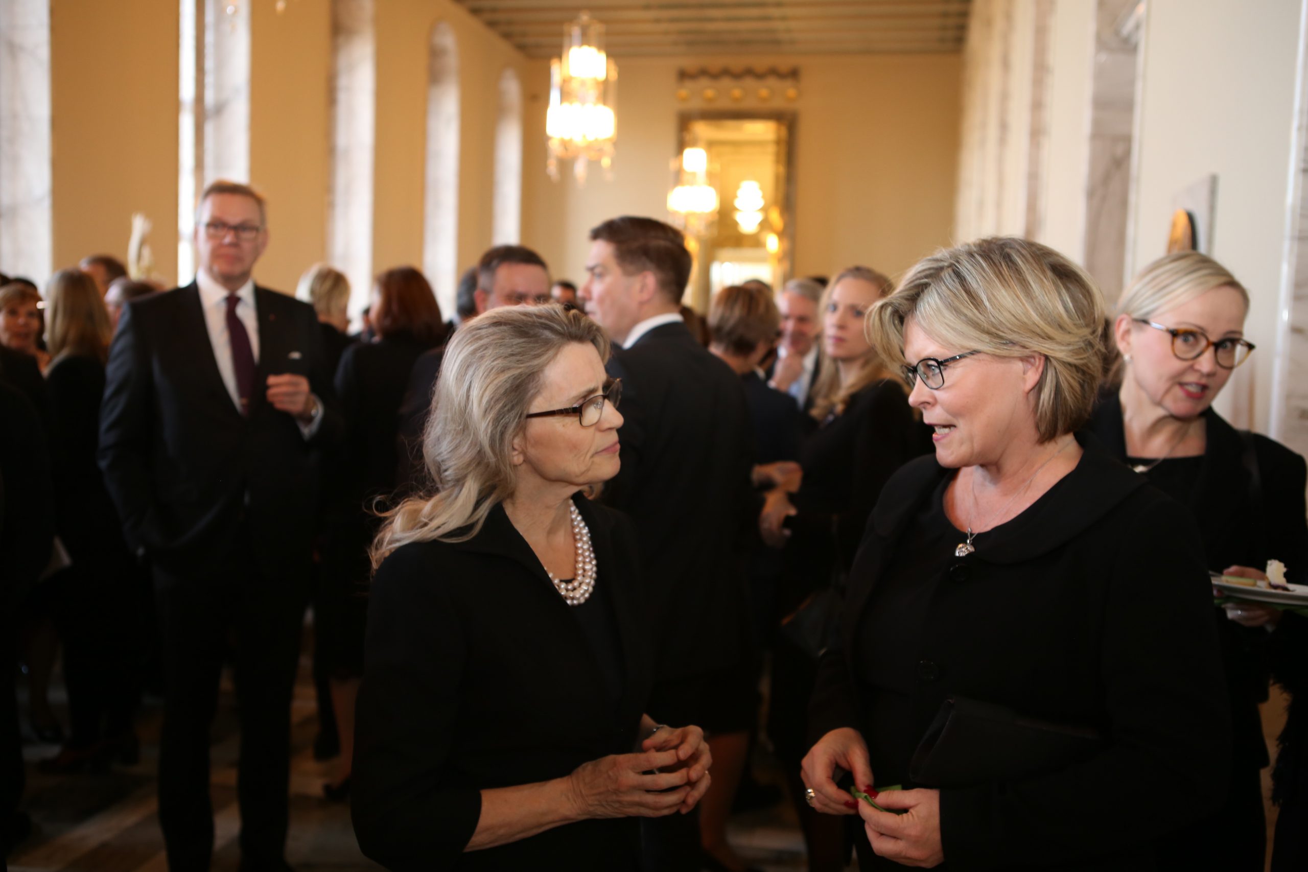 Eduskunta hyväksyi aborttilain muutokset - Kaikki ...