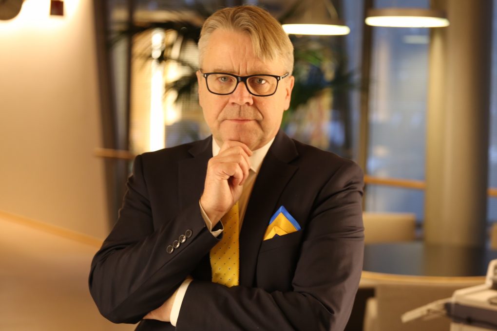 Östman: Ilmastopaneelin suositukset voivat pahentaa maaseudun ...